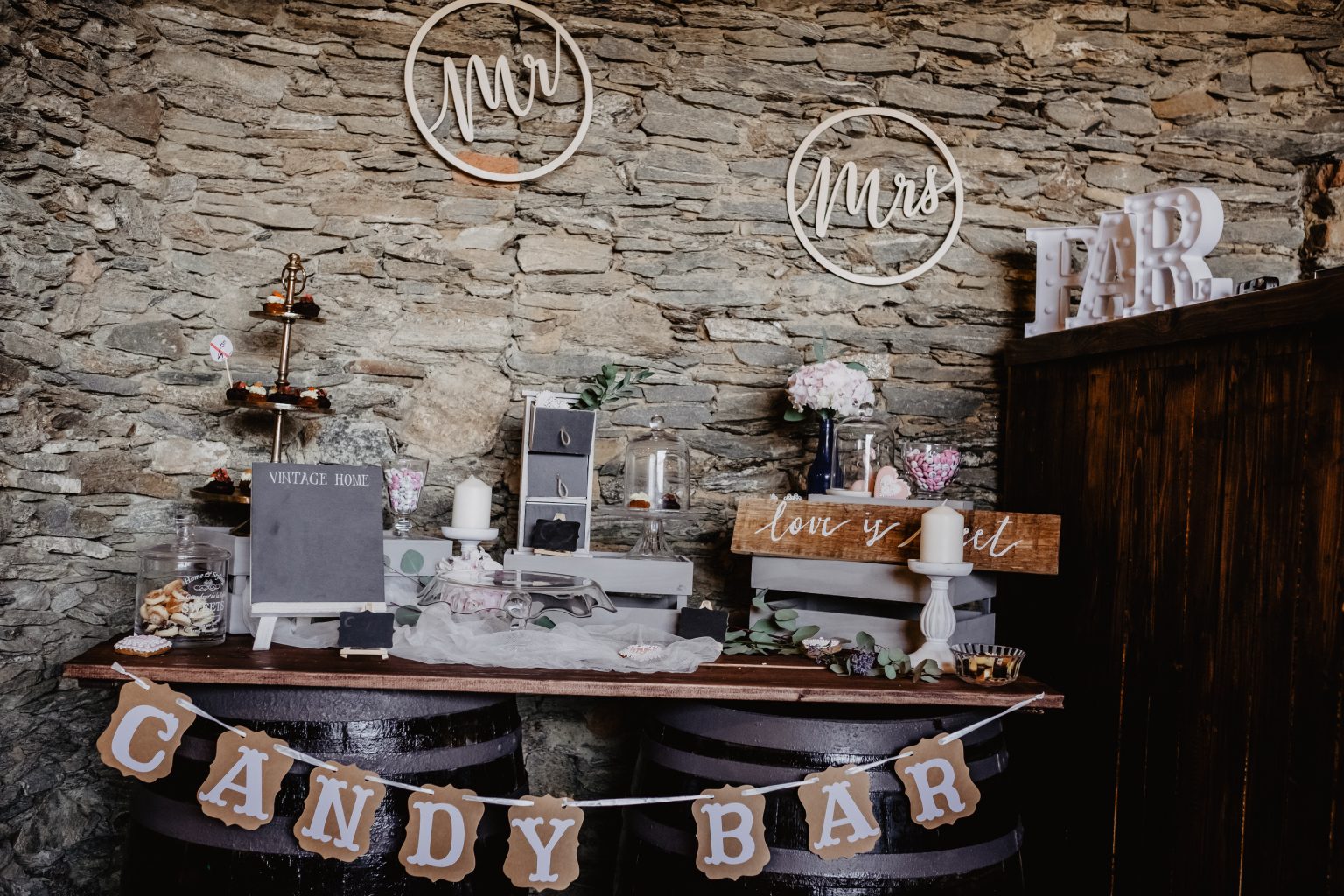 The Ultimate Guide To Setting Up A Wedding Candy Bar - Loud Bride